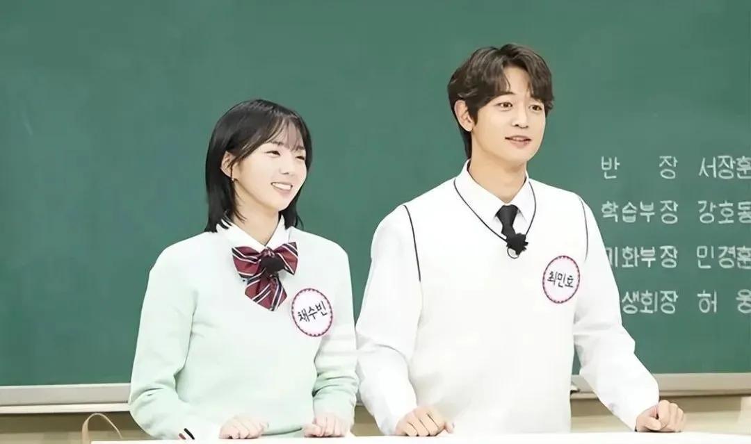 Korean actress momo is mentioned again in "Recognizing Brother", Kim Heechul can't hide his ...