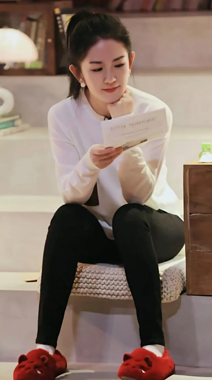 beautiful woman sheena - iMedia