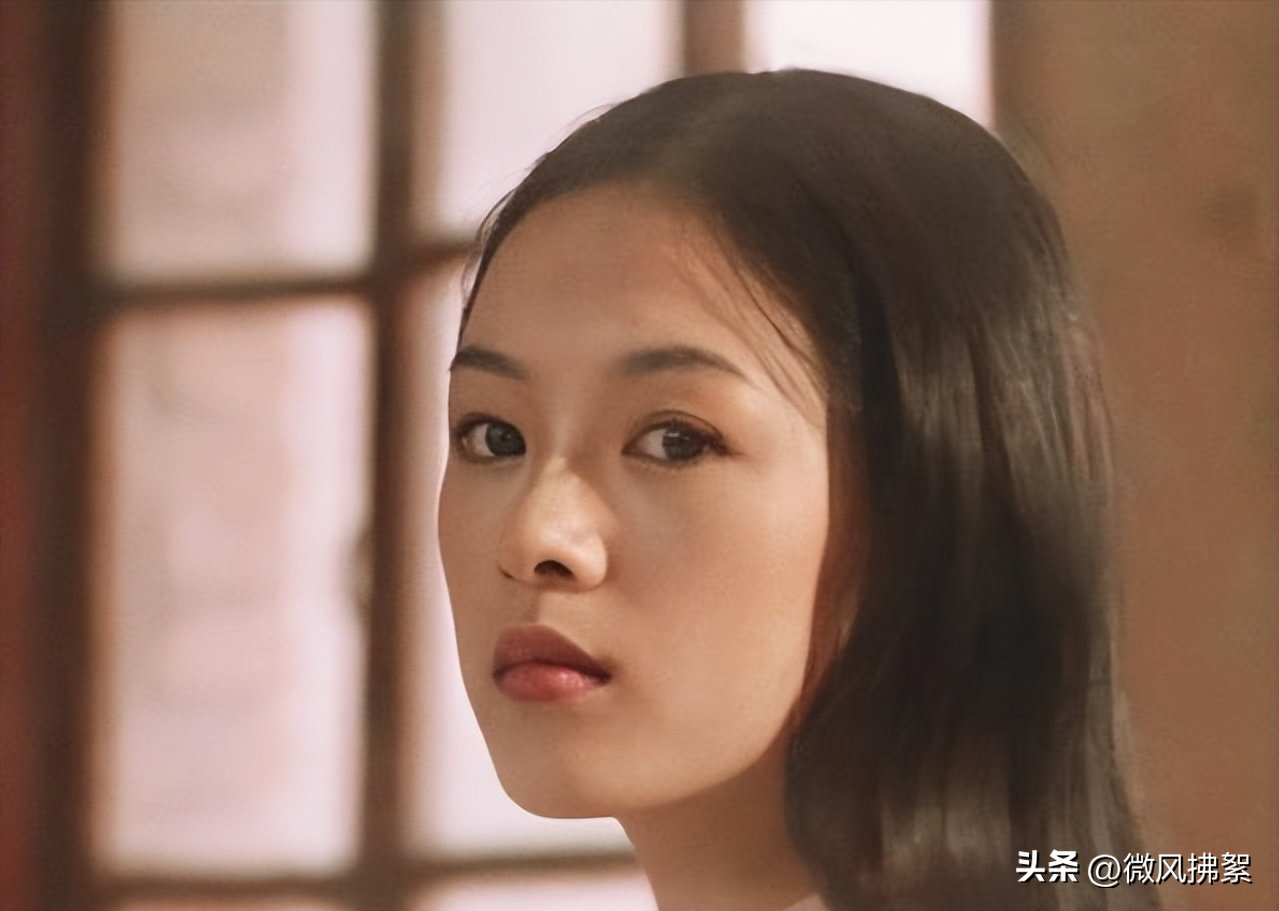 Yuan Quan, Qin Hailu, and Zhang Ziyi in the "8 Golden Flowers" of the ...
