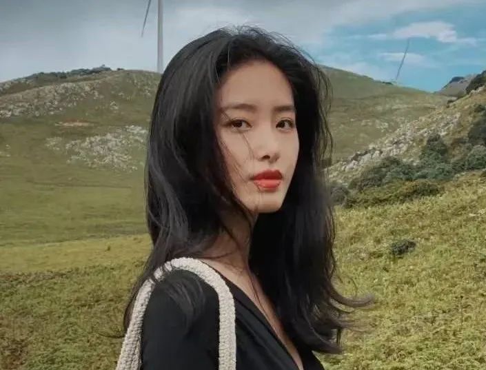 Bai Jingting and Song Yi have a private dinner, Luo Zhixiang and Zhou Yangqing may reunite, Yang ...