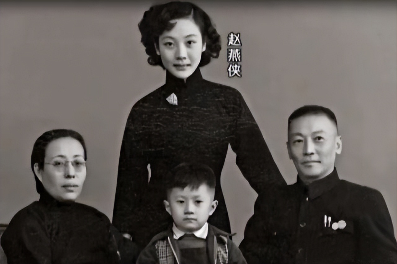Peking opera master Zhao Yanxia: Career is bumpy, her husband passed ...