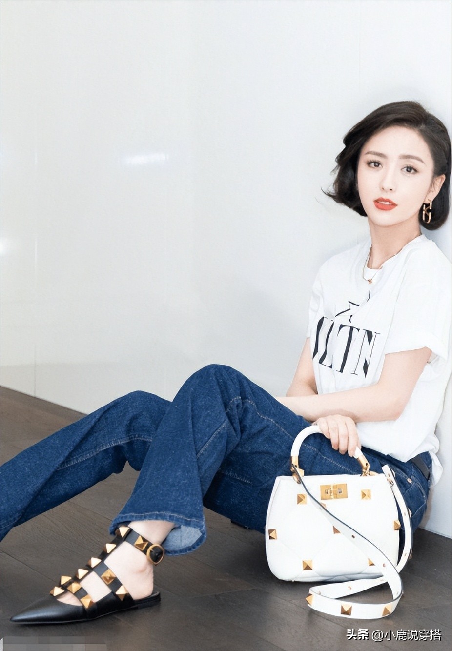 A recent photo of Tong Liya was exposed, showing off her figure in a ...