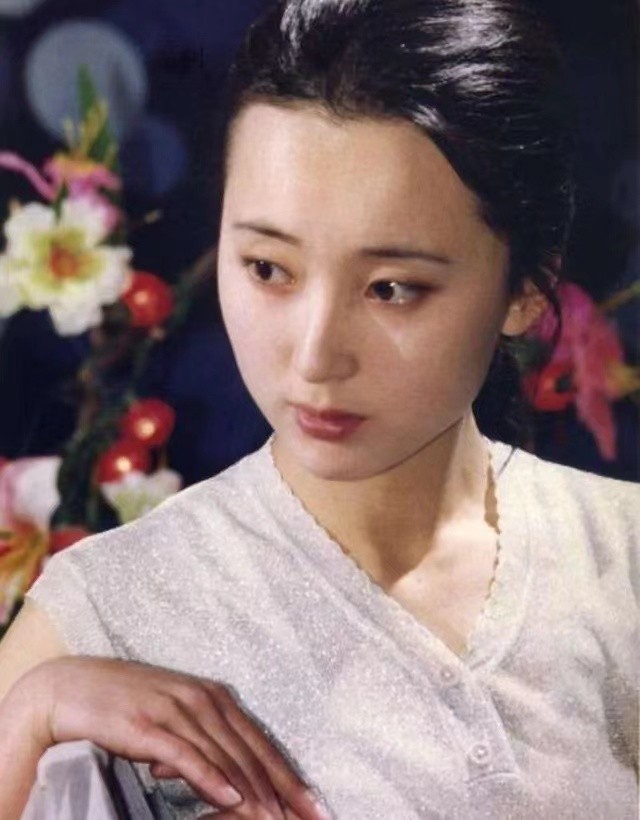 The 15th anniversary of the death of Chen Xiaoxu, who played Lin Daiyu ...