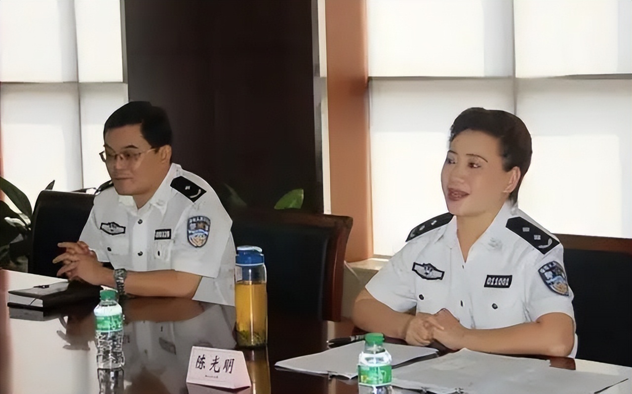 Review: The first female anti-drug captain was fame and fortune, served ...