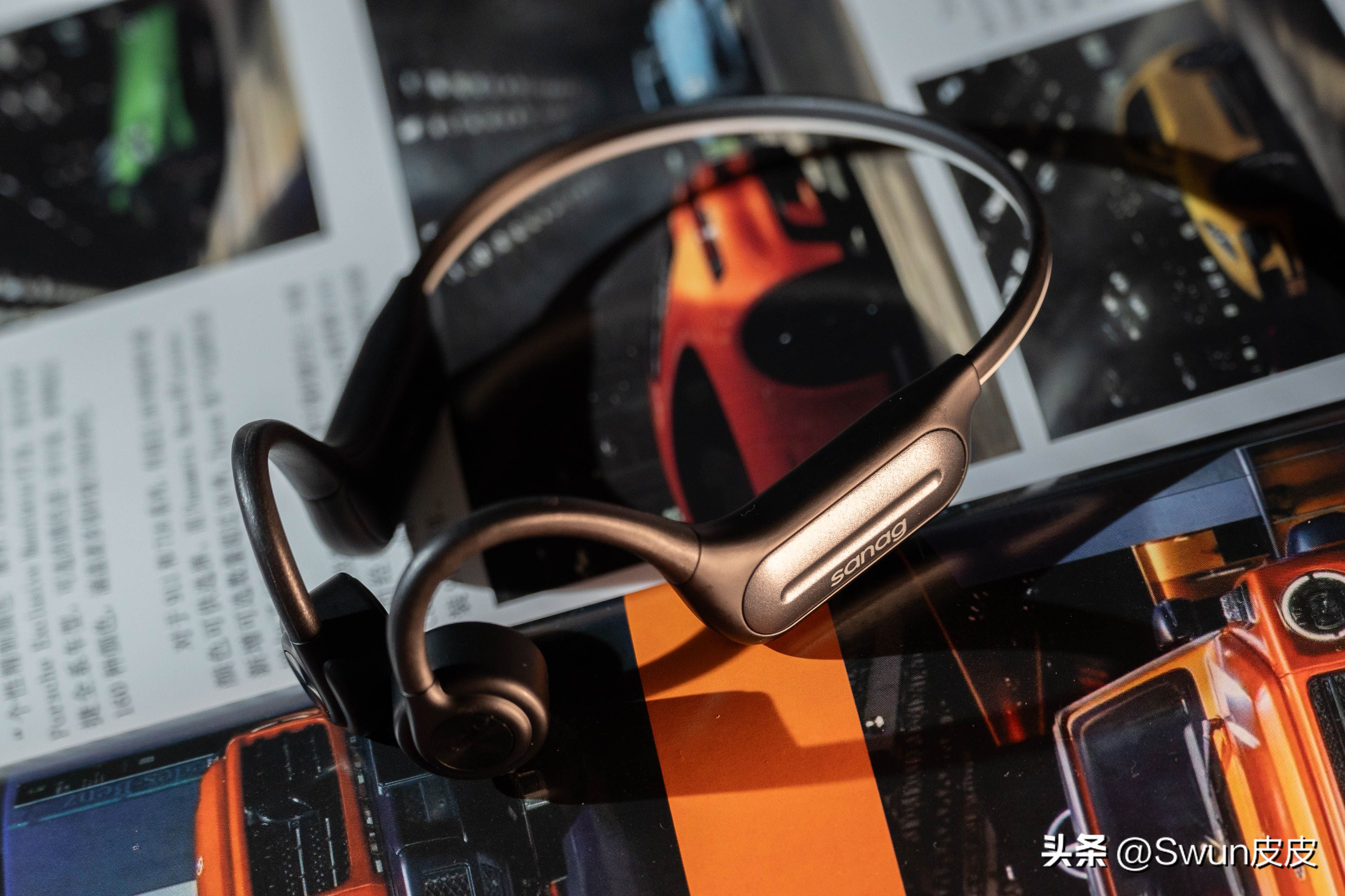 The sanag Sena B91 bone conduction earphone with its own light effect ...