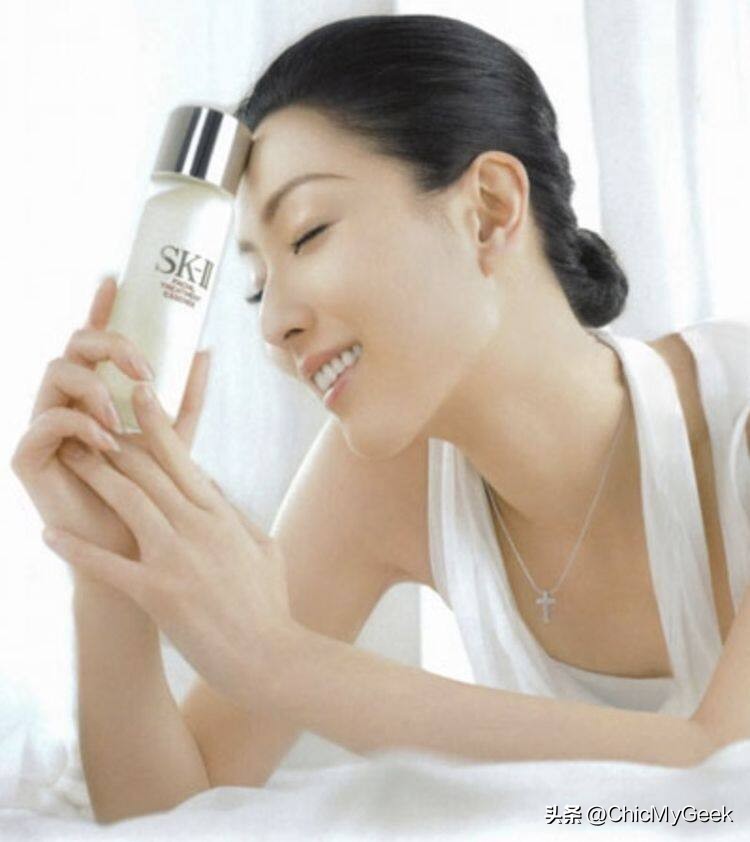 50-year-old Zheng Xiuwen is the strongest Internet celebrity in Hong ...