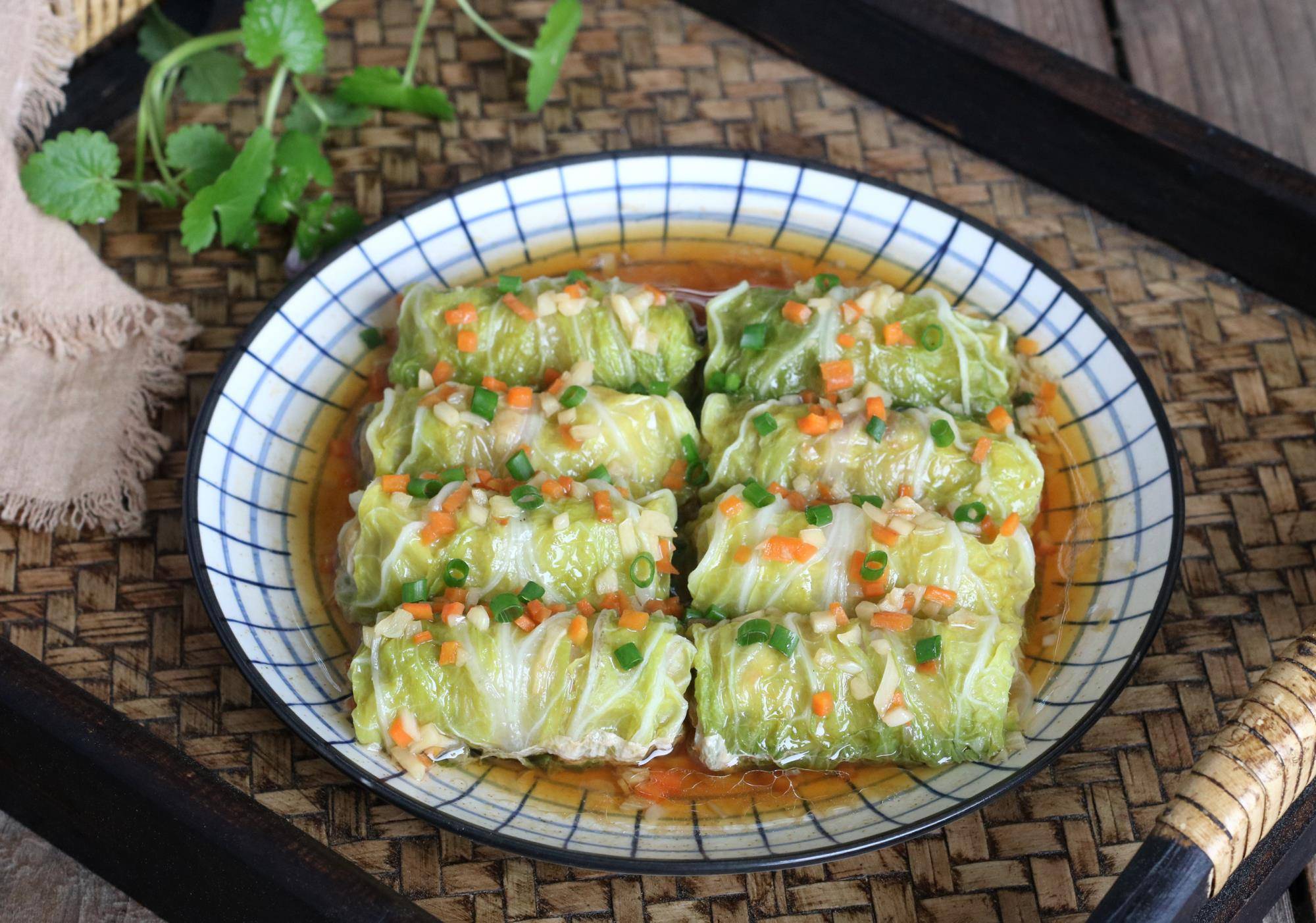 It is recommended that parents learn this shrimp slippery cabbage roll ...