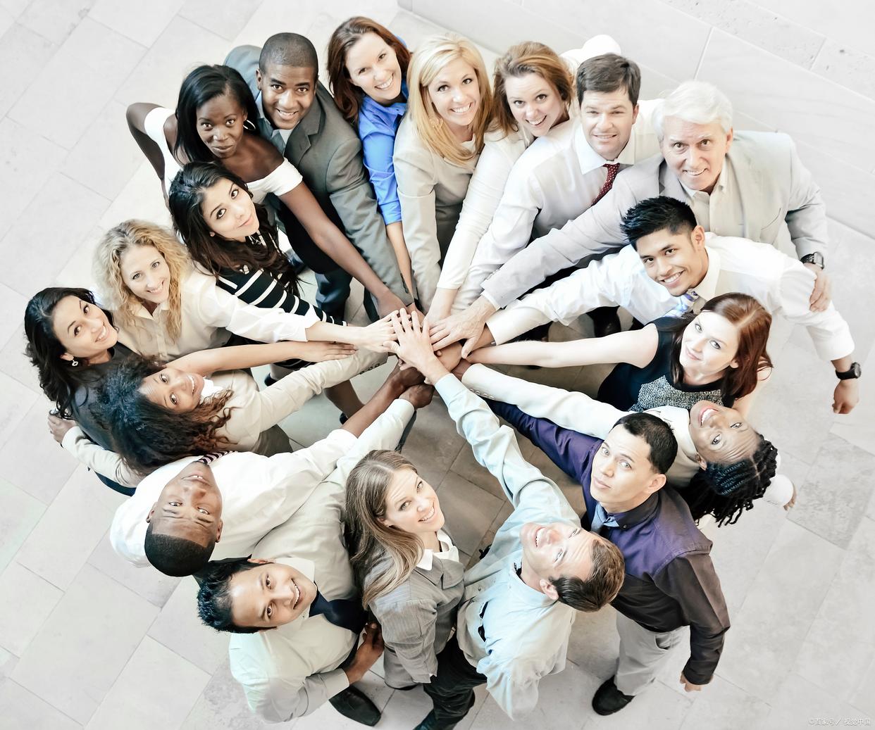 How to take a group photo to highlight everyone's beauty? Photographer ...