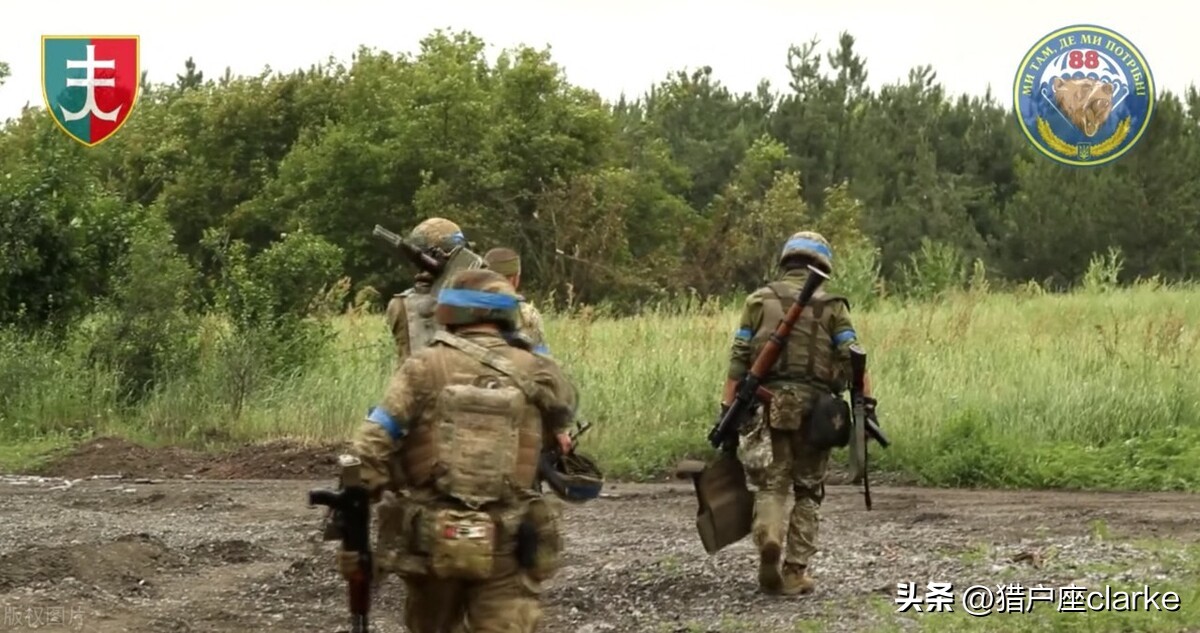 Polish mercenaries go to war in Ukraine: A doomed adventure or a world ...