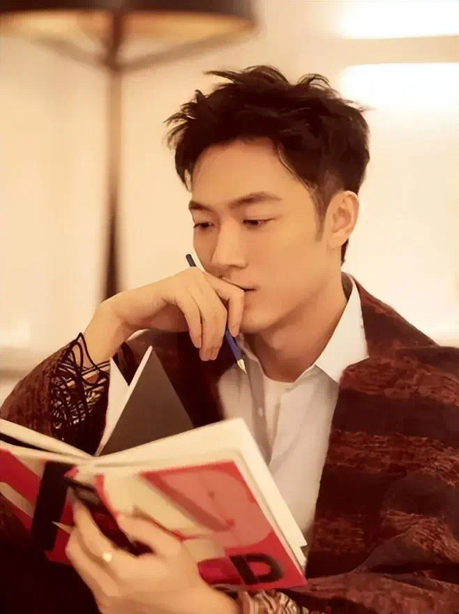 From "CCTV's most handsome male anchor" to no one cares about him, what ...