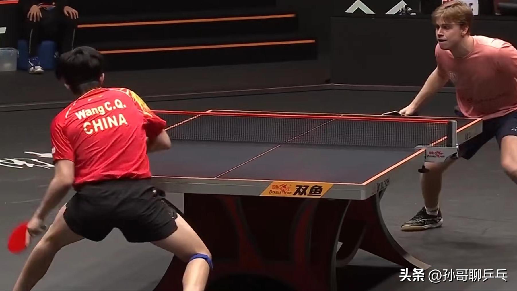 Defeat the genius boy!Wang Chuqin won the Swedish geek Moregaard 3-0 ...