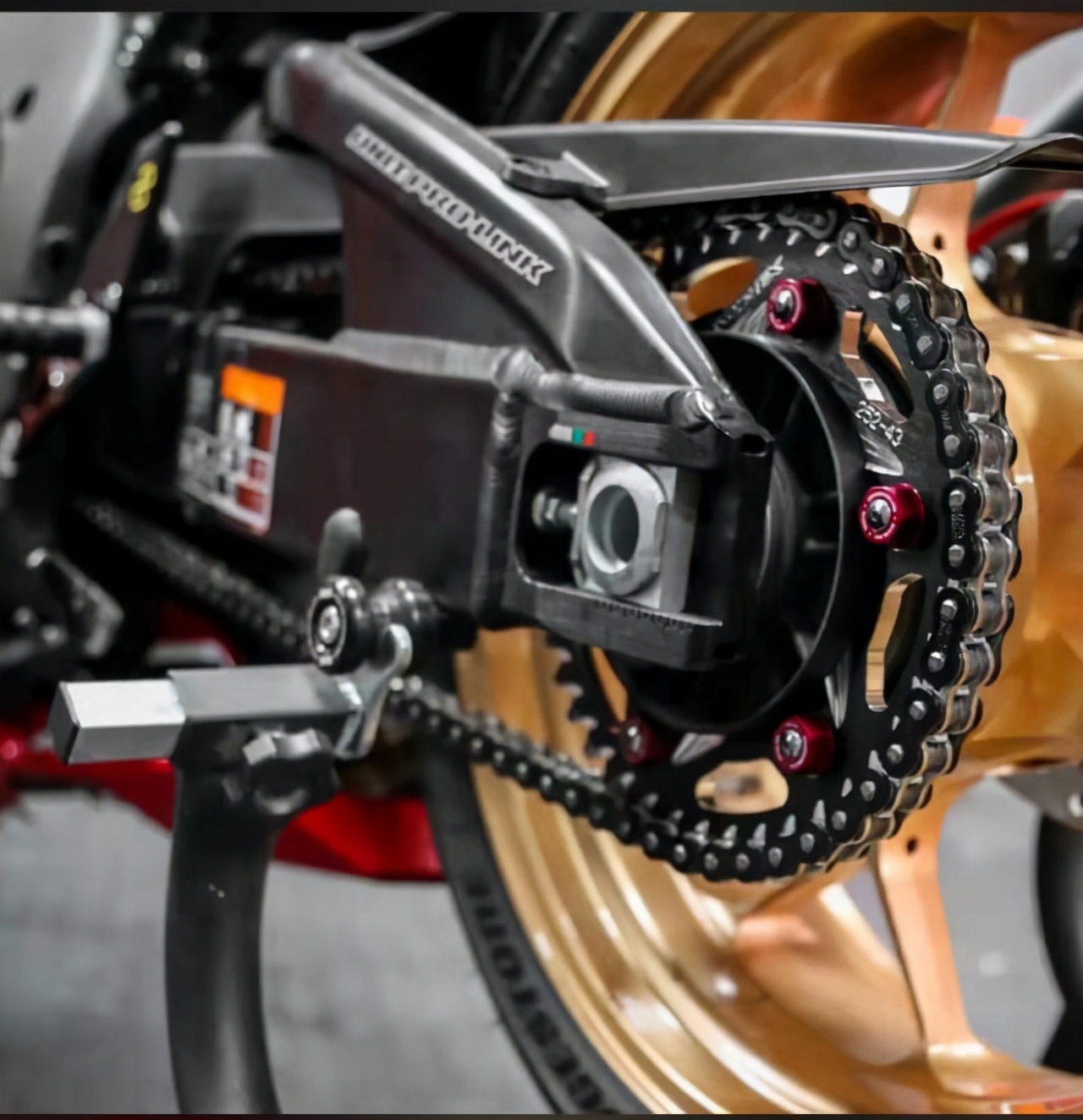 What are the advantages of oil seal chains compared to ordinary chains ...