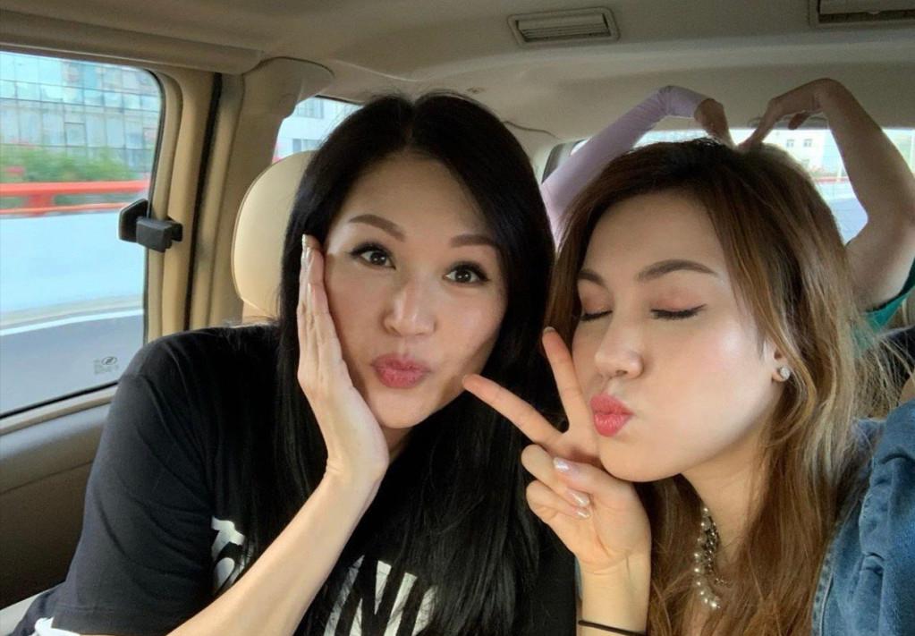 The 24-year-old Hong Kong sister posted photos of three generations ...