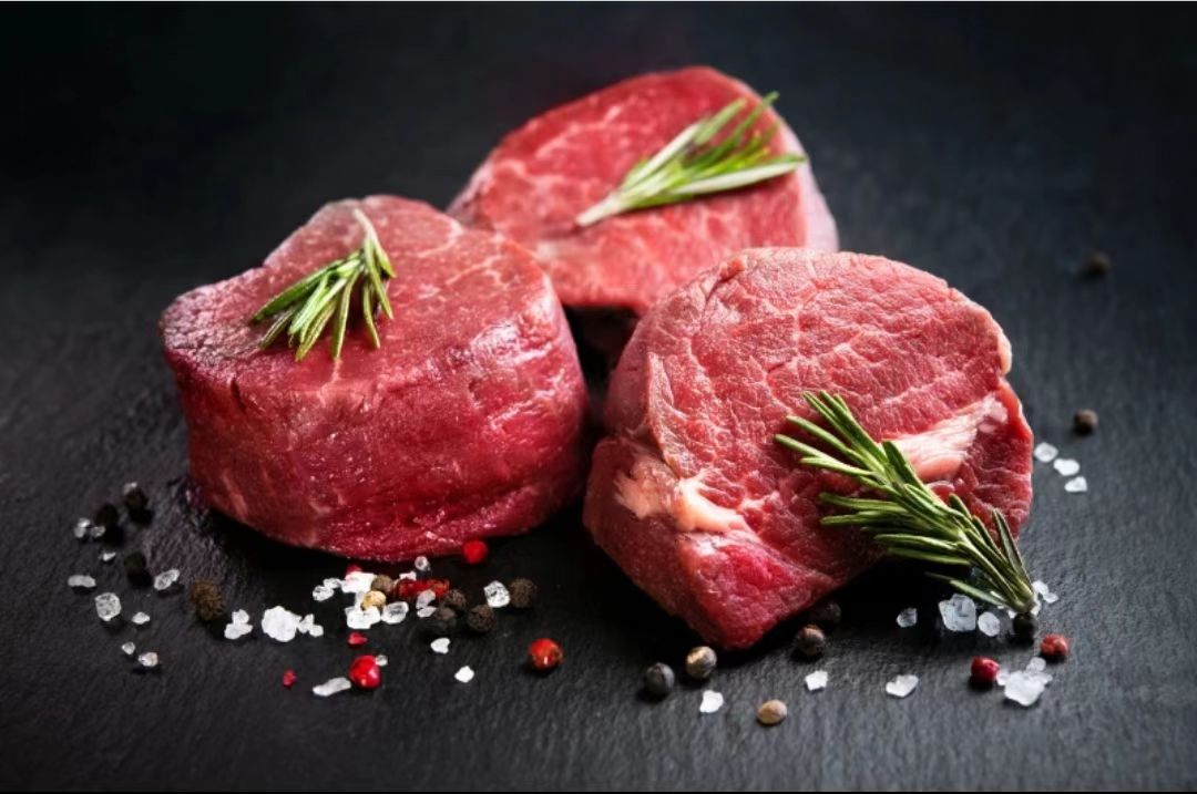What is the difference between dry-aged and wet-aged steaks? - iNEWS