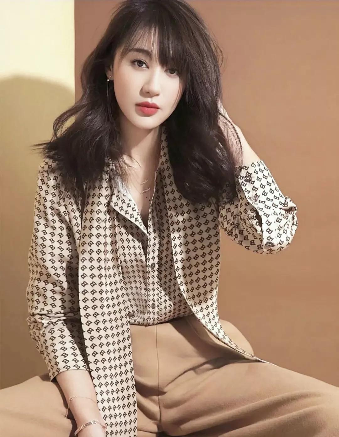 Li Fei'er of the goddess series - iNEWS