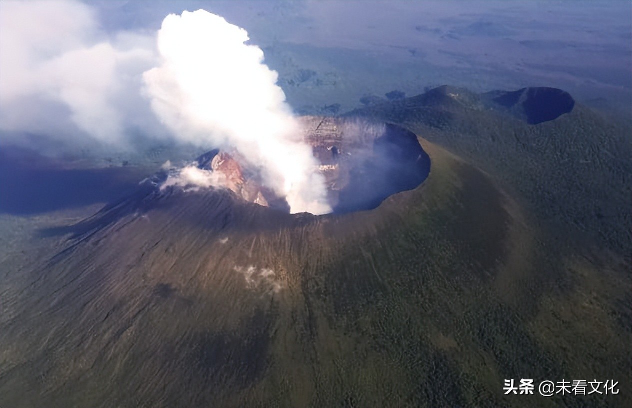 10 people who fell into the volcano, too bad - iNEWS