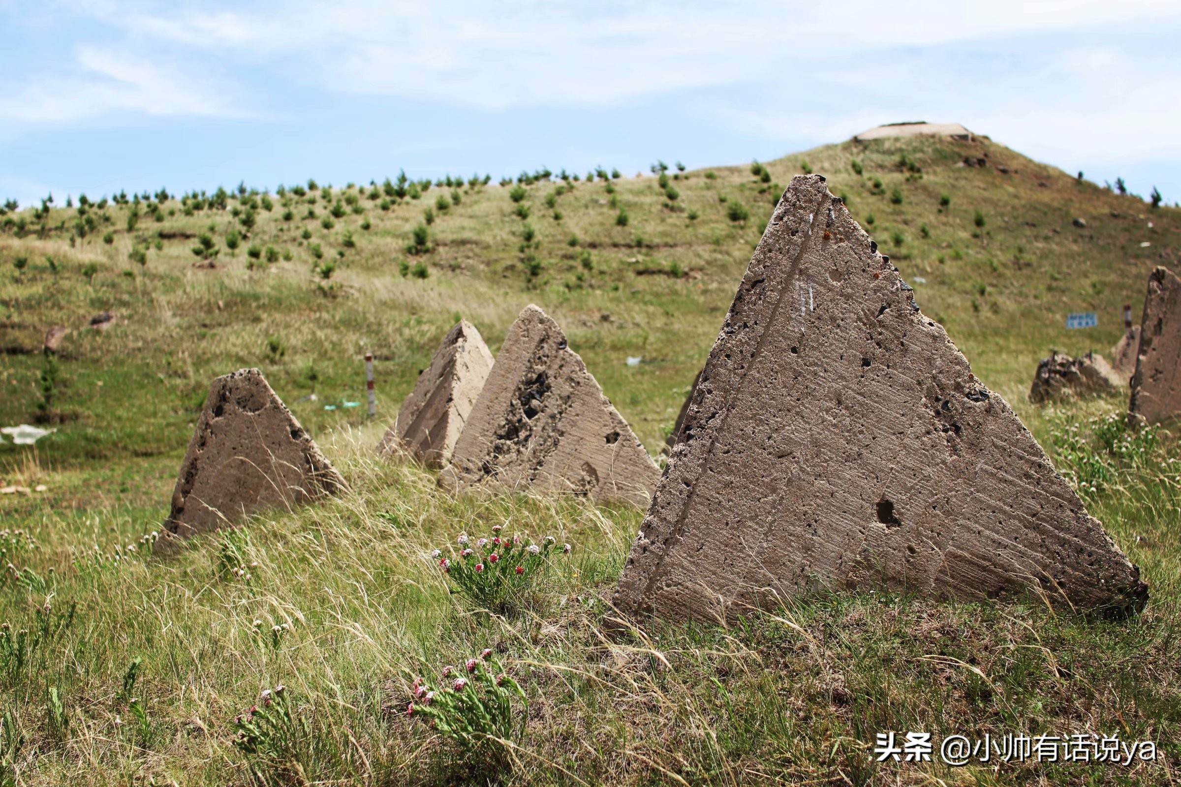 Intercepting tanks is effortless, how did Longya anti-tank cones do it ...