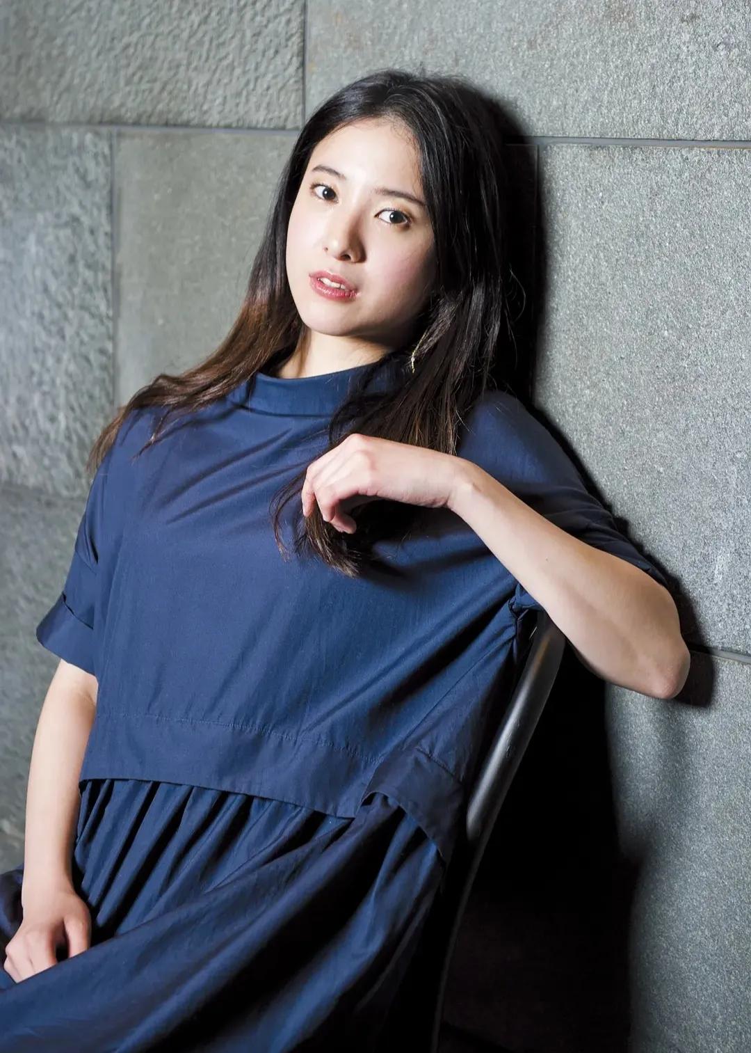 Yoshitaka Yuriko - iNEWS