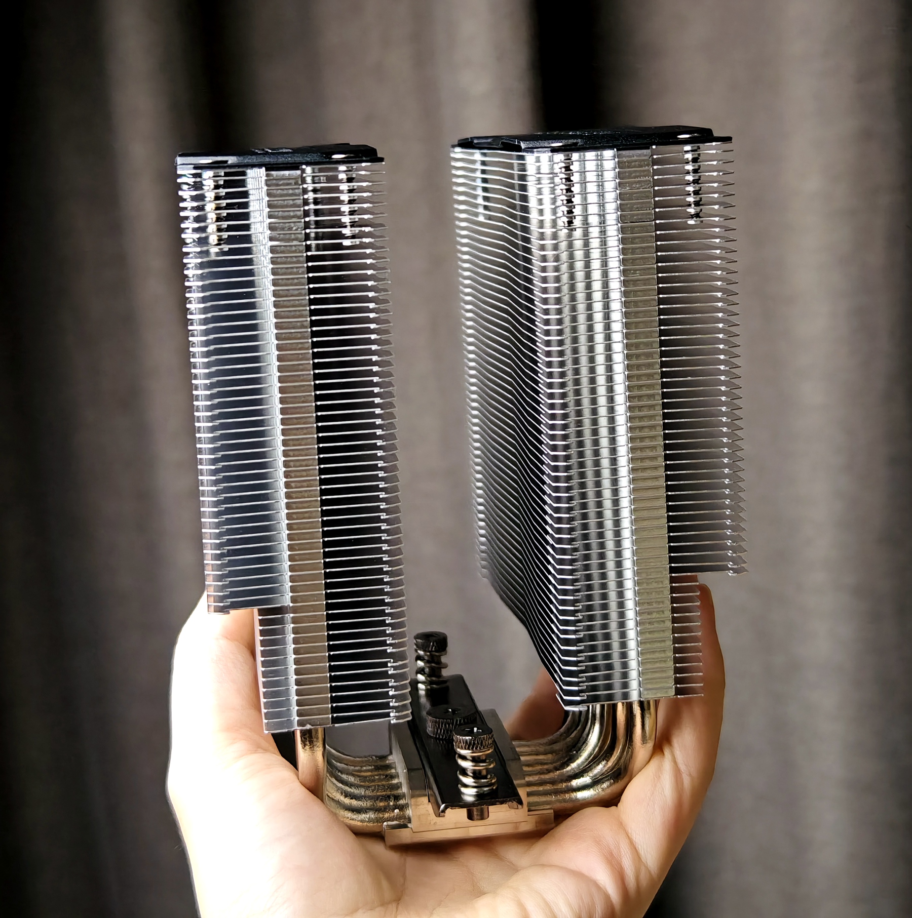 最強形態？雙塔風冷換裝 追風者T30 VS 振華 MEGACOOL 巨風，散熱對比 - 頭條匯