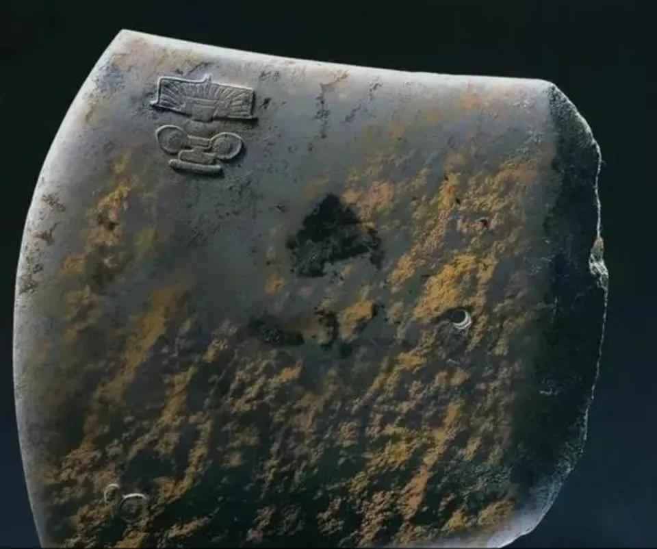 Jade wares of "ceremony and tools" in the past dynasties: (2) Jade axe - iNEWS