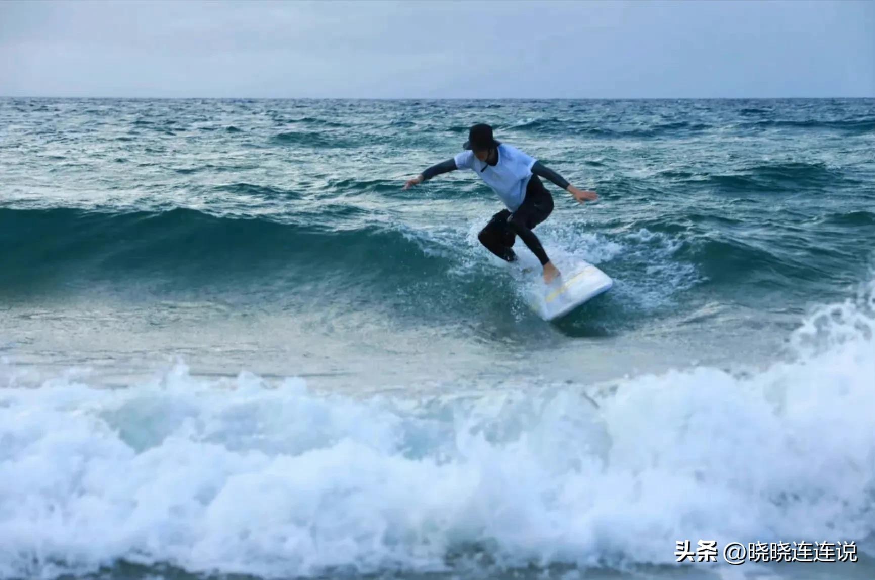 Xiao Zhan's diving, surfing and playing tennis vlog is here, and it is ...