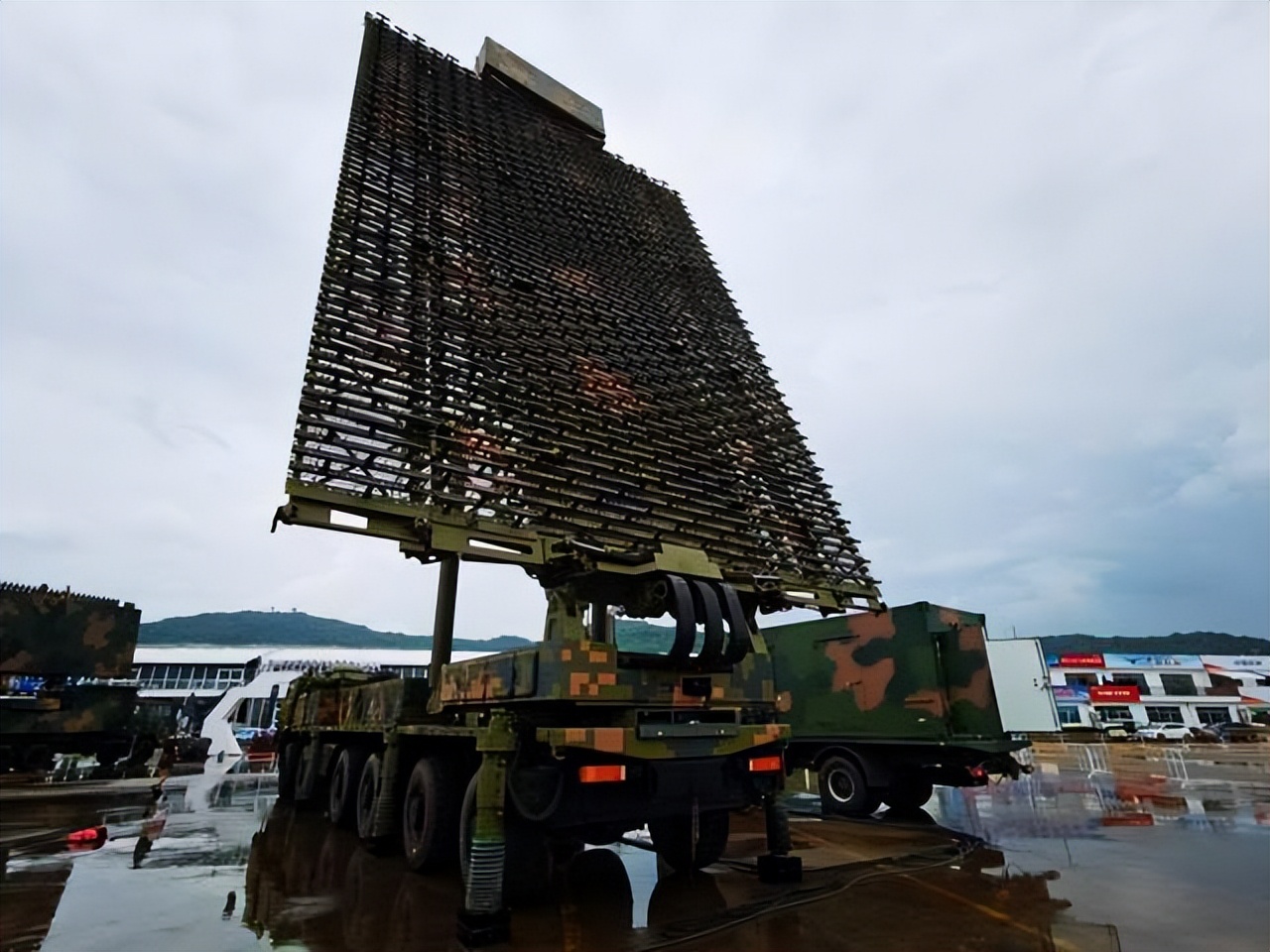 Turn American aircraft into "scrap iron"! How was China's anti-stealth ...
