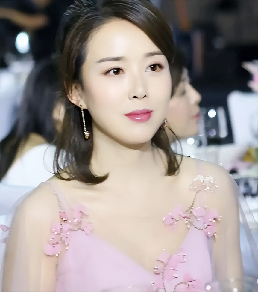 Yan Danchen: The actress who came out of Hunan, known as "the most ...