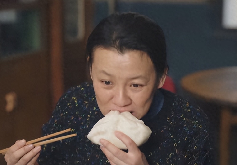 There's nothing pretentious about eating! Liu Lin reveals the true face ...