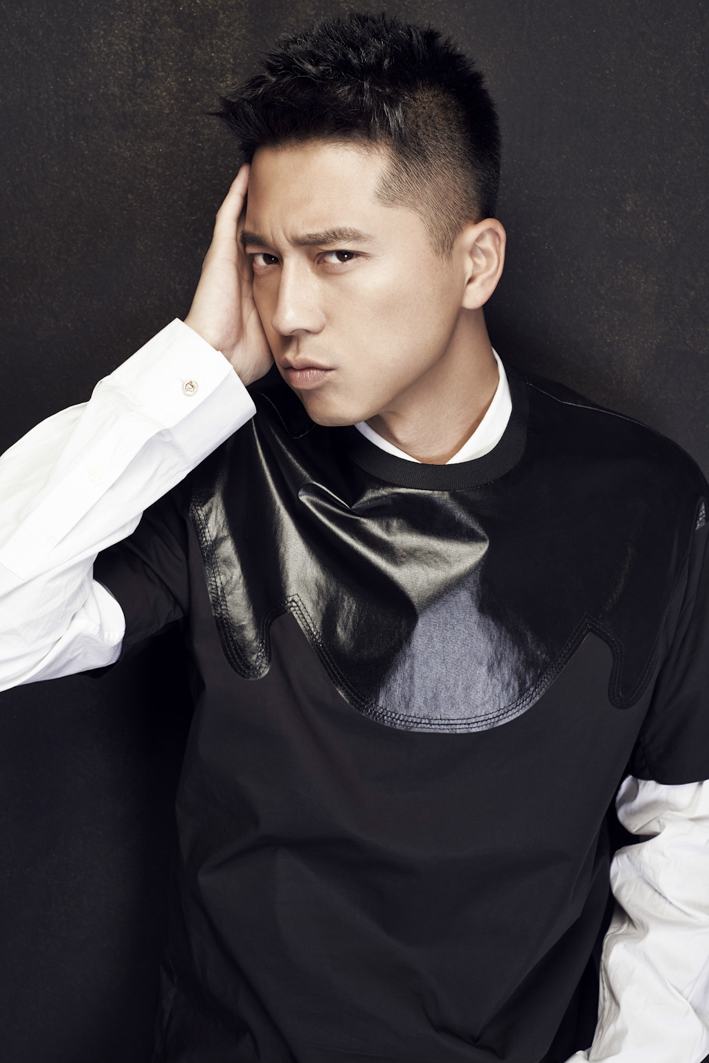 Wang Lei is not popular in the entertainment circle, because he is in ...