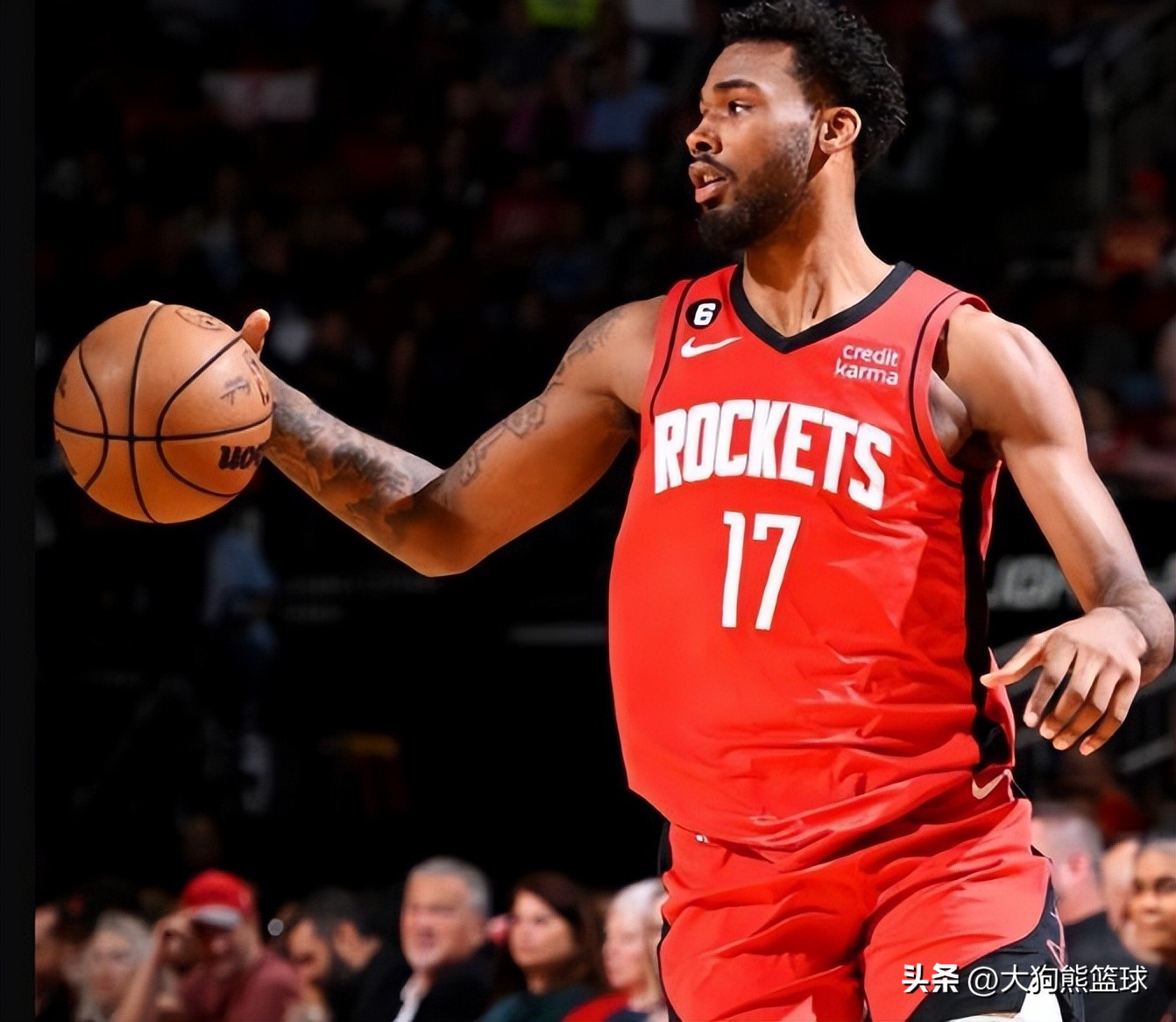 10+8 and 13+8! The Rockets' rookie has a quasi-double-double in 2 games ...