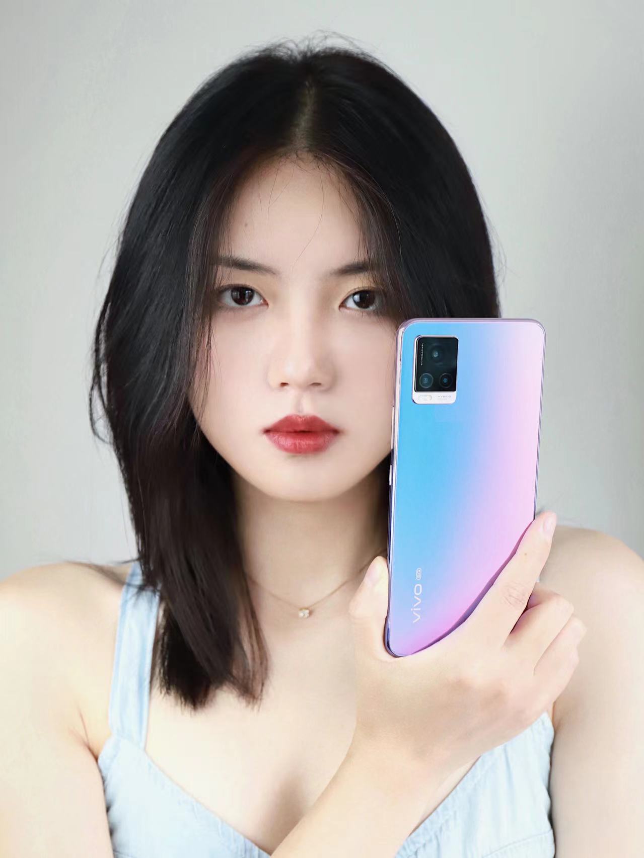 What are the "3 major functions" that mobile phone manufacturers have ...