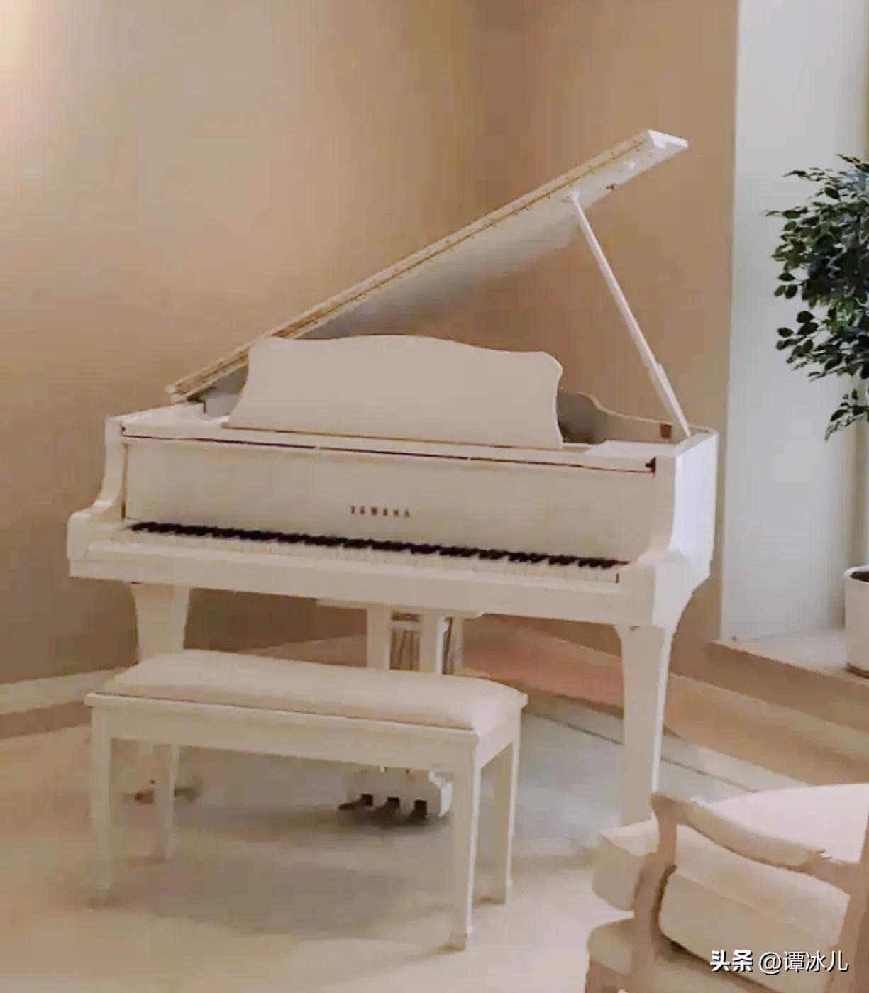 Sensibility and Rationality in Art (3) - iNEWS