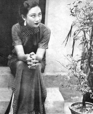 Hu Die's native family is so happy, her parents and concubine are very ...