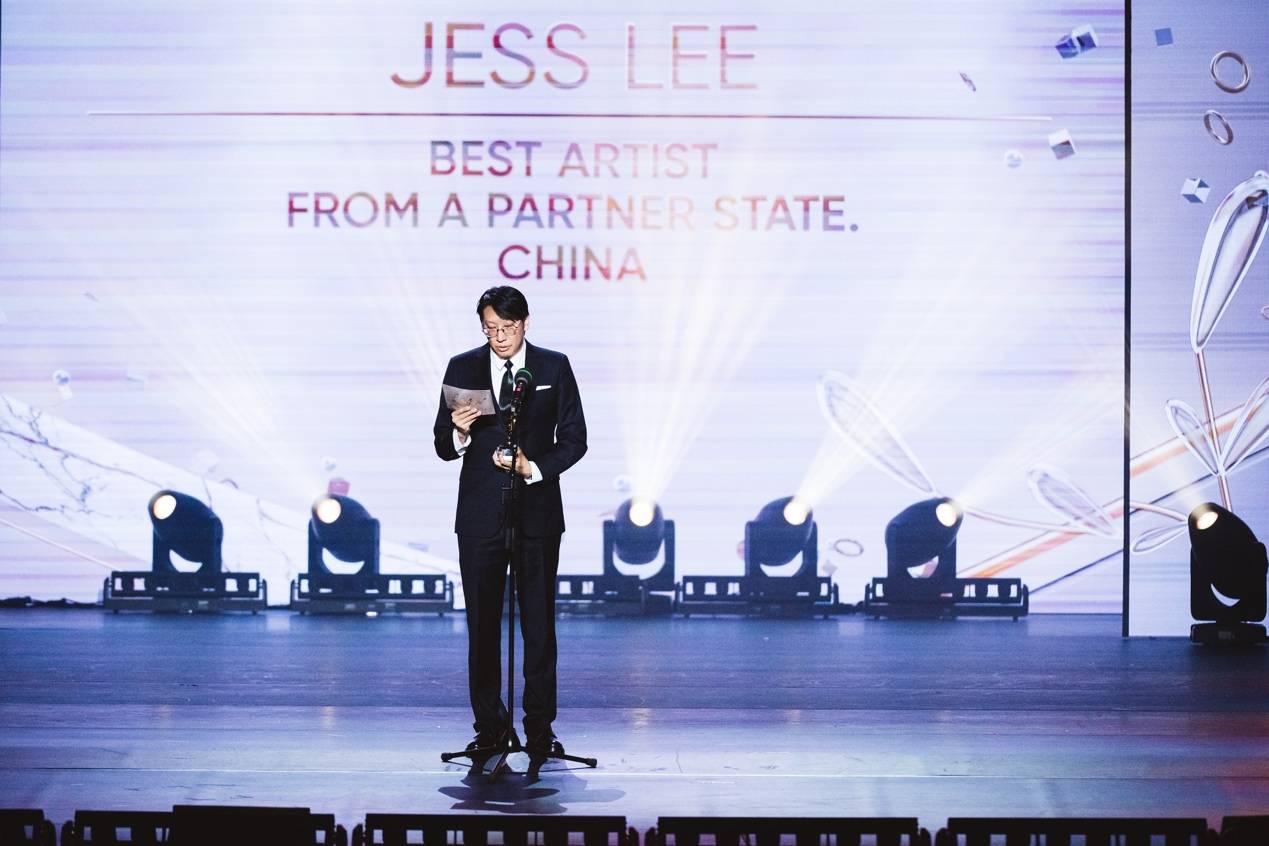 Iron Lung Queen Li Jiawei won the Best Chinese Singer Award at the 2023 ...