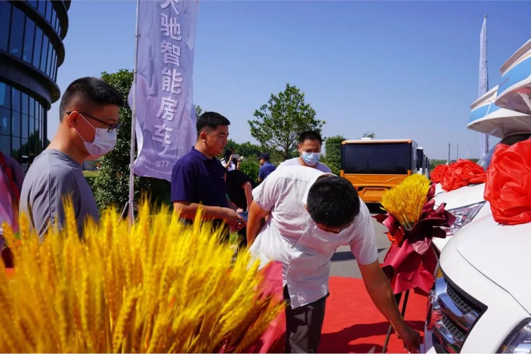 More than 300,000 double-expansion RVs debut!Full-level configuration ...