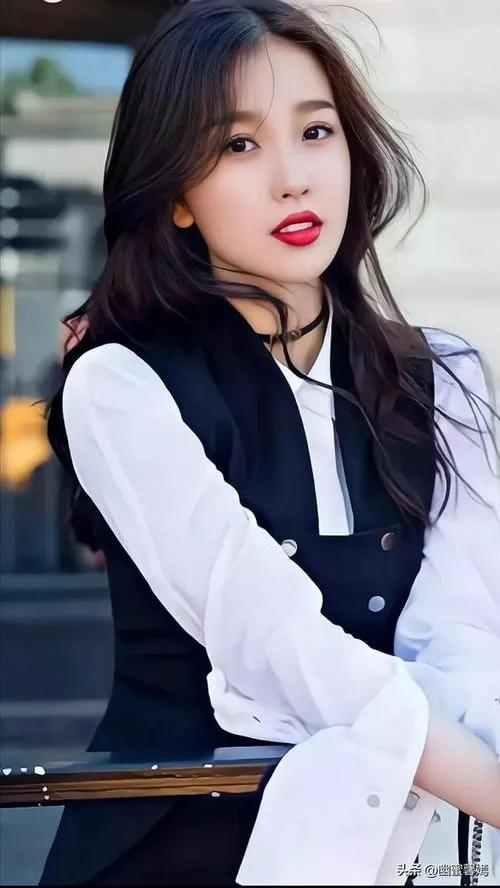 Yu Shuxin, an actor of the new generation, a beauty, unique and unique ...