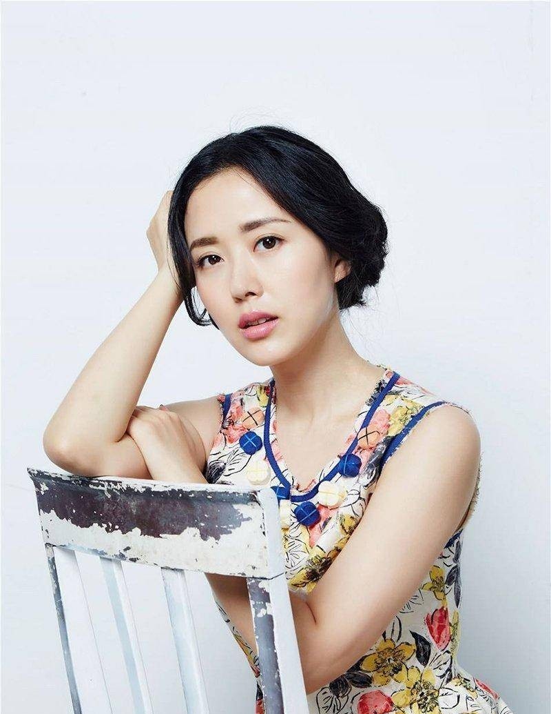 This evening in Beijing, Yan Danchen is so beautiful, Rong Mama is so ...