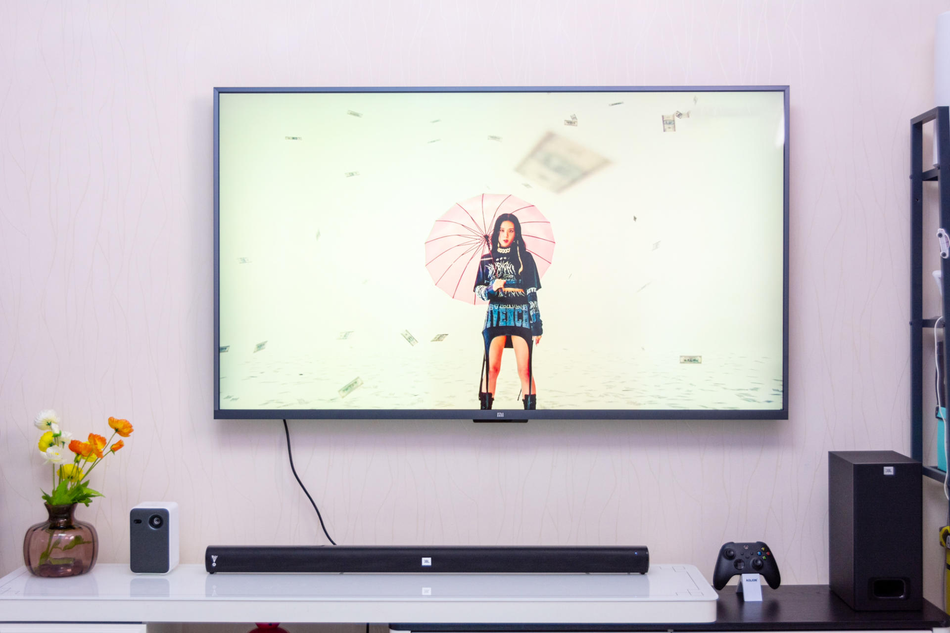 2K budget entry-level home theater JBL STV J200 echo wall + subwoofer ...