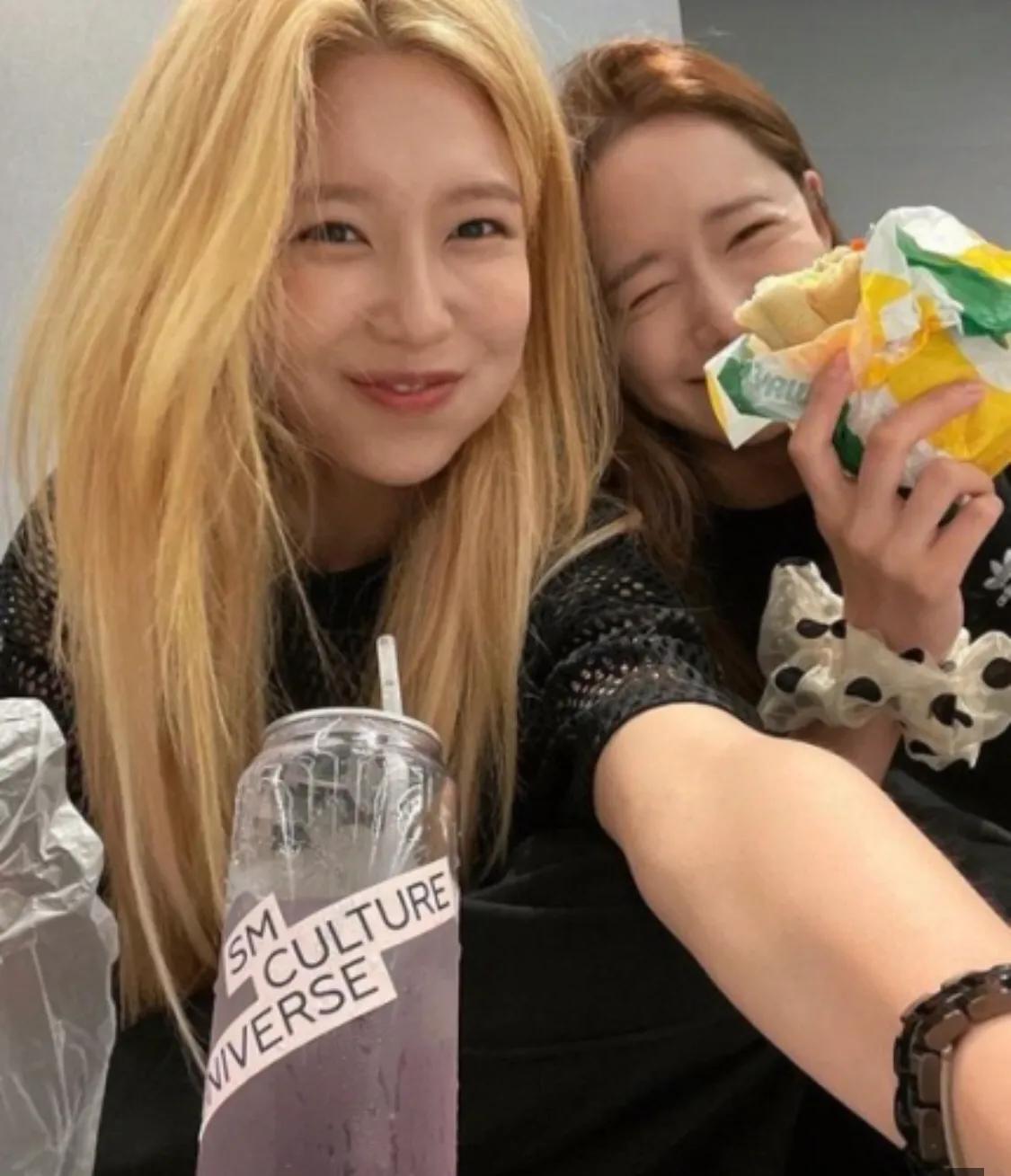 15 years of food friends!Girls' Generation Sooyoung x Yoona, the ...