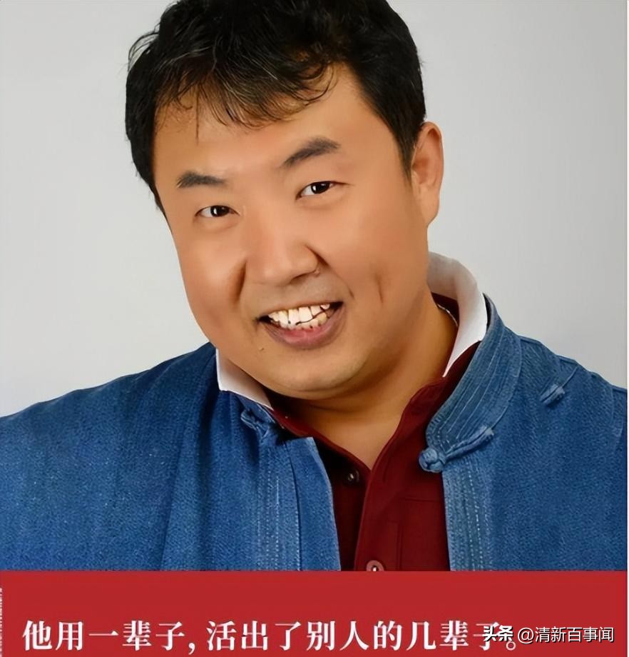 We have all been lied to! The old opera bone is actually an expert in international terrorism ...