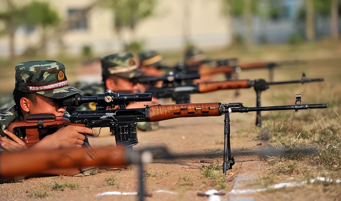 China's 5.8mm sniper rifle has a unique approach. Most foreign troops ...