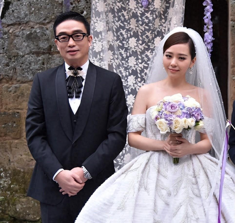 Zhang Liangying: She was defrauded of money and sex for 15 years, had her breasts nailed, and ...