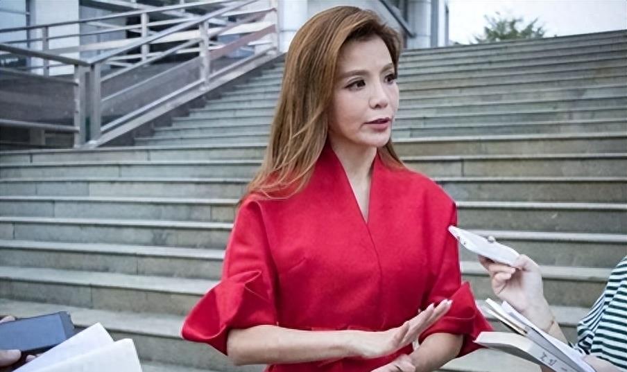 Of the 5 CCTV hosts suffering from cancer, 4 have left forever. Why is ...