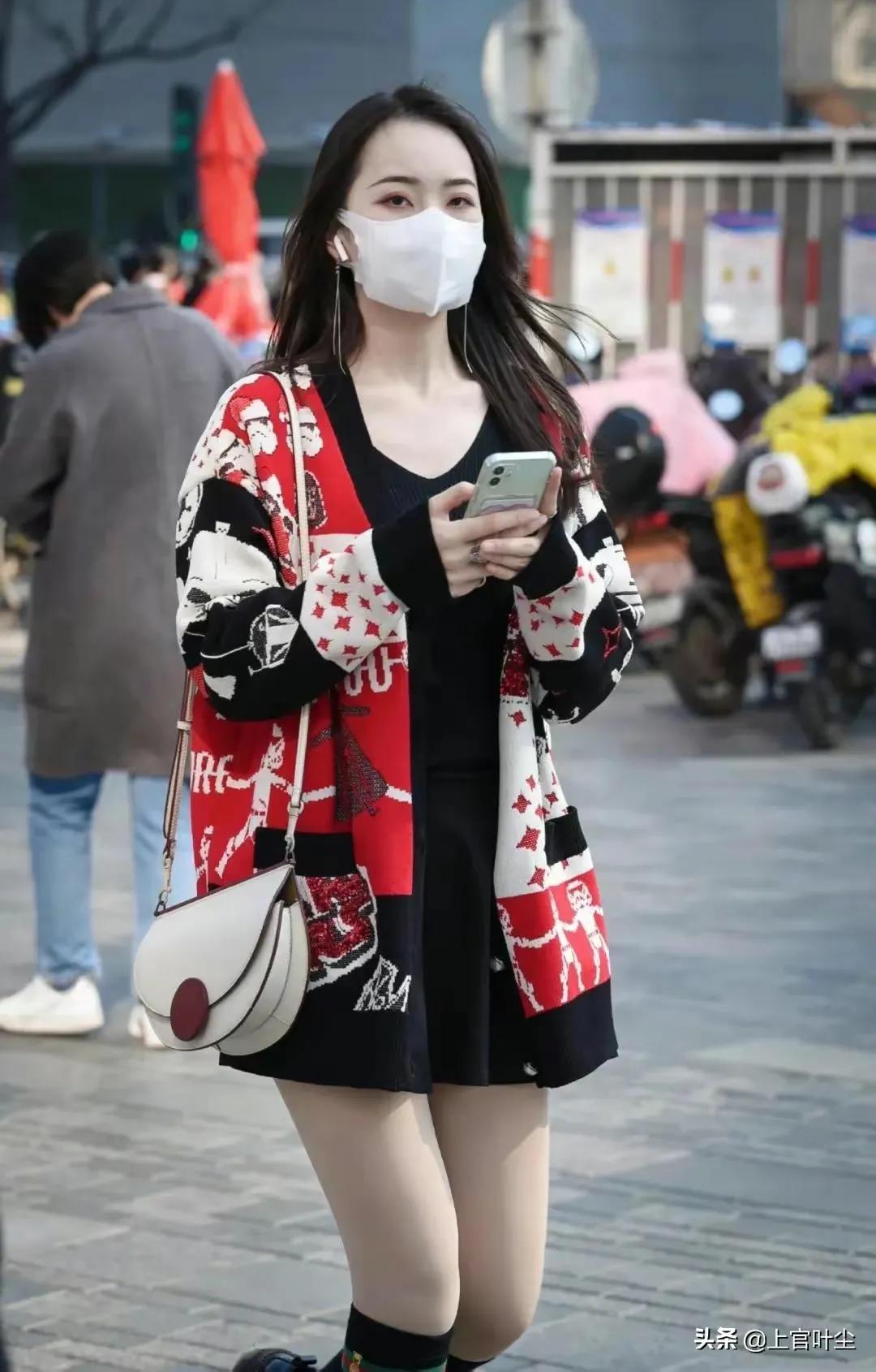 Beautiful people, look good in anything - iNEWS