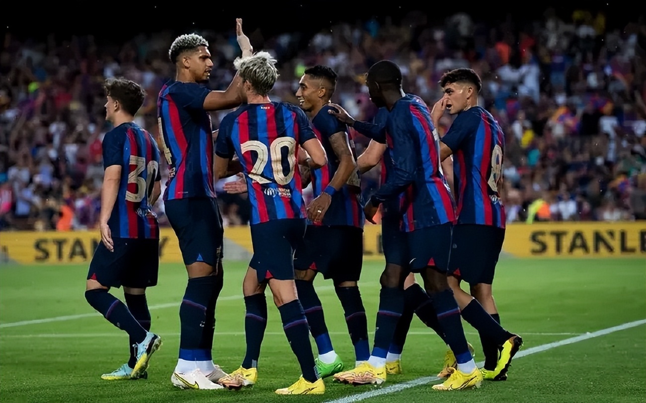 Gamper Cup - Lewandowski 1 goal 2 assists Pedri 2 goals 1 assist ...