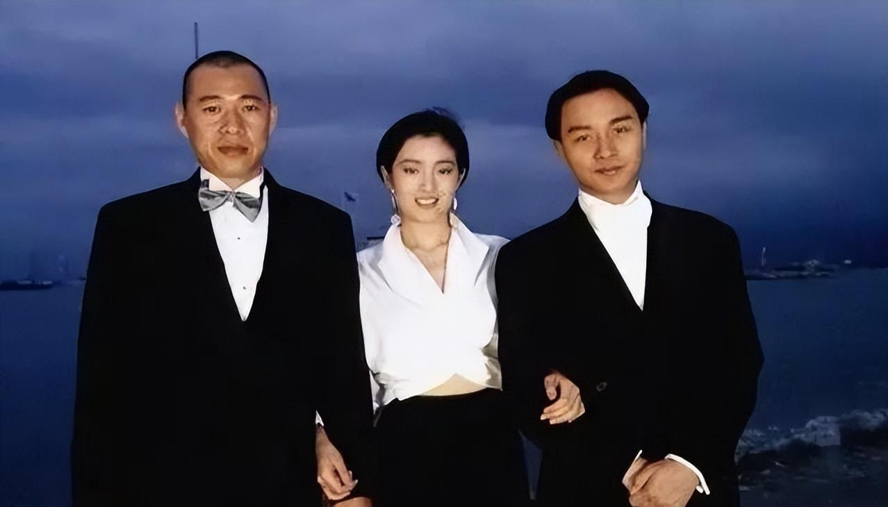 Macron visited China, Gong Li and her husband traveled together, what ...