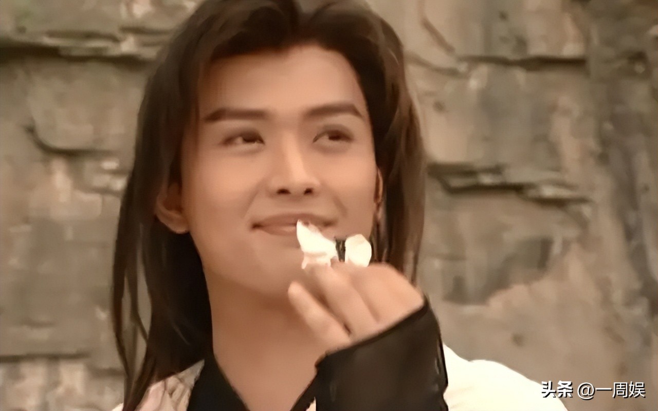 49-year-old Huang Haibing is an Internet celebrity, swaggering down the ...