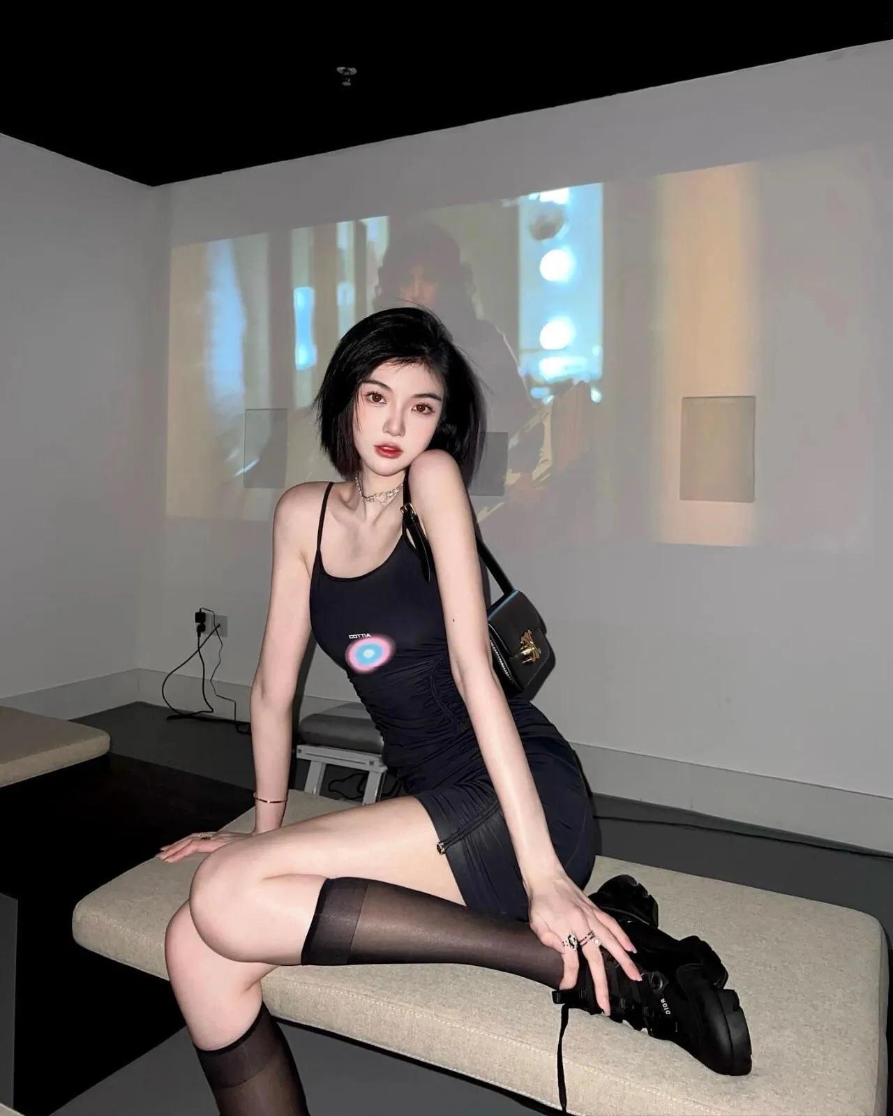 Beauty Street Shooting Street Shooting Wearing Goddess yyds - iMedia