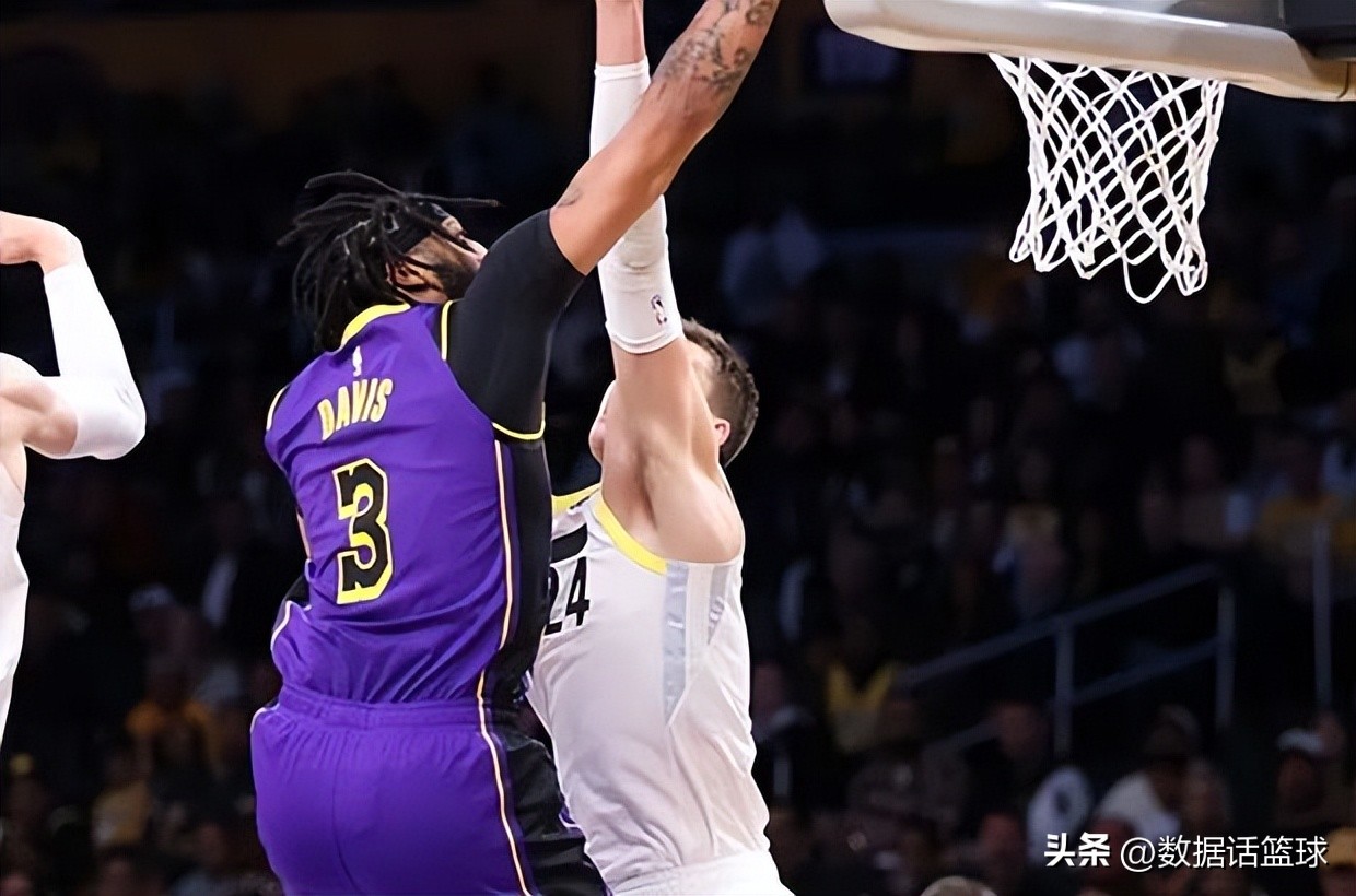 No chance to reverse!Westbrook is 28+6, Nongmei is 22+8, James is in a ...