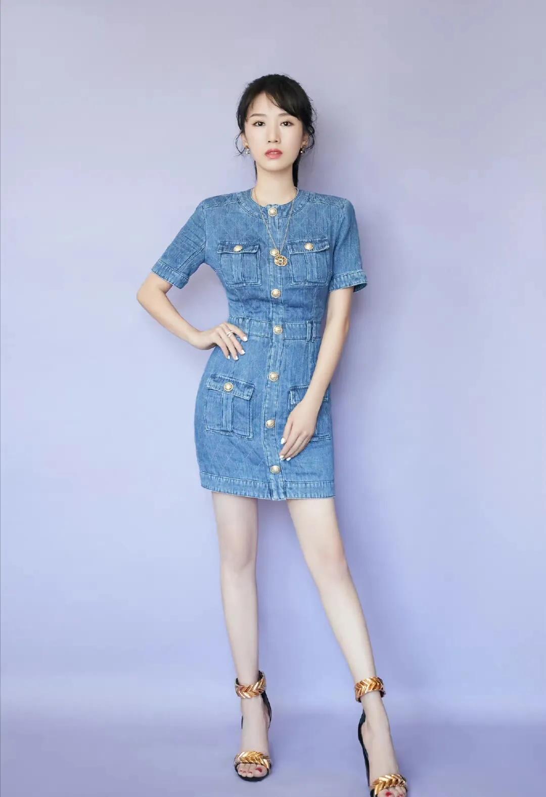 Picturesque Eyebrows - Li Nian - iMedia